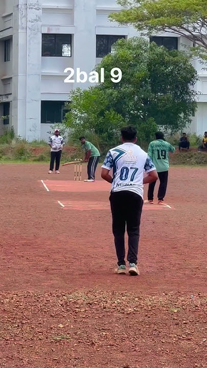 4 bal 9 run - YouTube