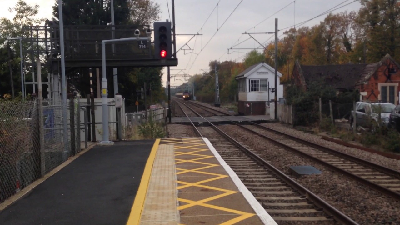 Db class 66056 passes Ingatestone - YouTube