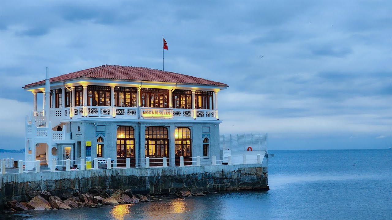 Istanbul Moda Sahil Walk in 4k!- December 2022 - YouTube