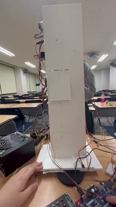 Elevator with FPGA Board - YouTube