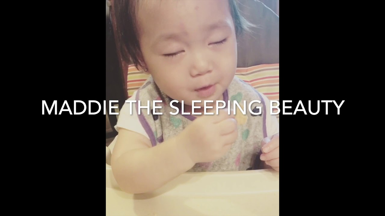 Sleepy baby Maddie - YouTube