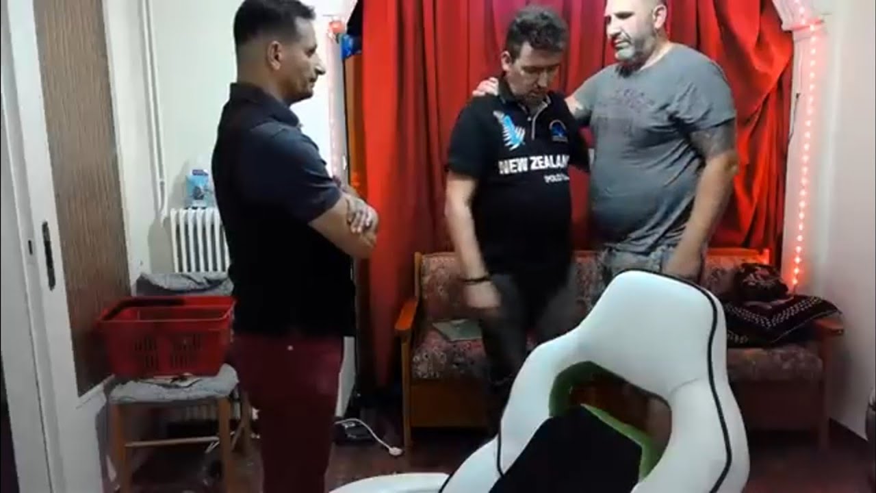 ΕΠΙΚΉ ΣΤΡΙΜΑΡΑ ΔΑΚΗΣ ΙΝ ΜΕ ΒΑΡΔΟ 😂😂🔥 - YouTube