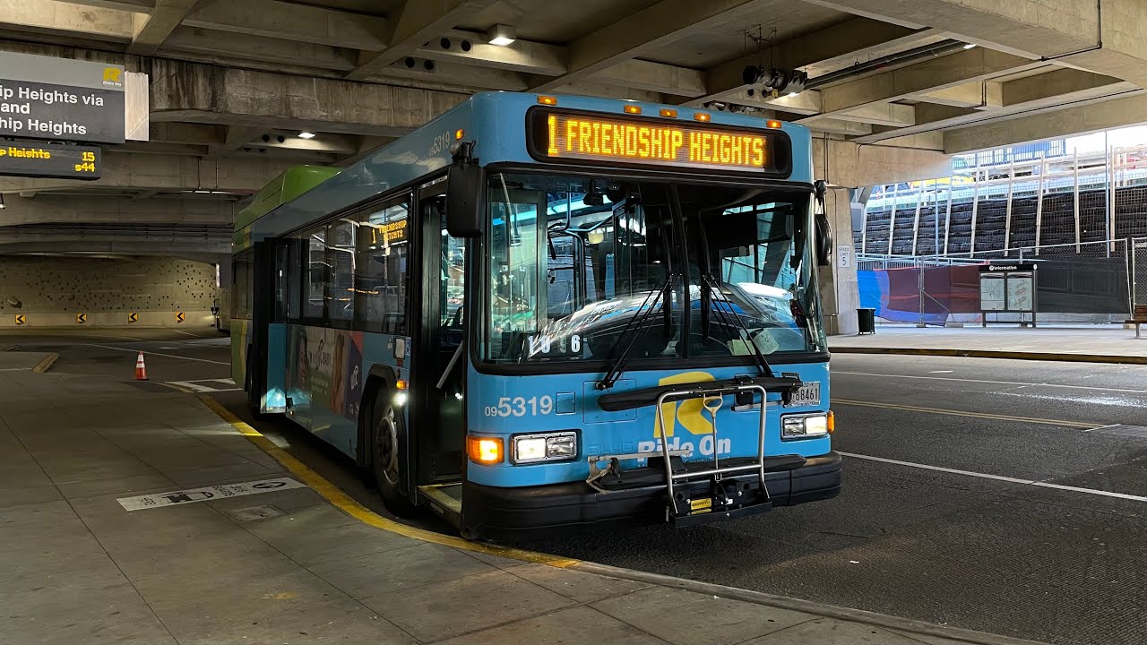 MCDOT Ride-On: 2009 Gillig 'Advantage' LF40 Hybrid #5319 on Route 1 ...