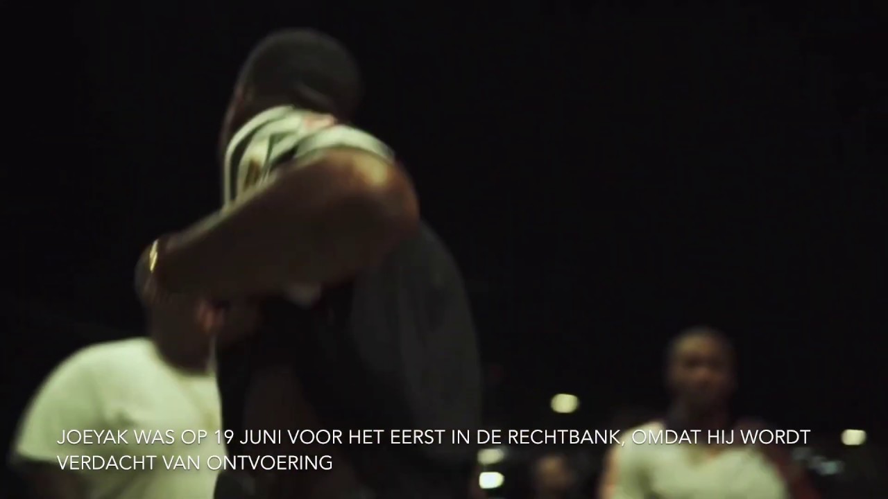 JoeyAK voor het eerst in de rechtbank - YouTube