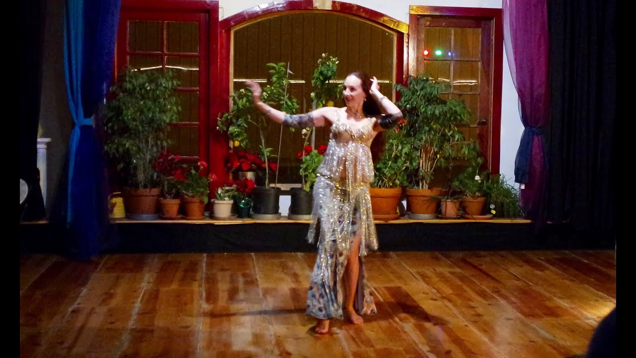 Areena performs a Middle Eastern Belly Dance to the song Enta Omri in ...