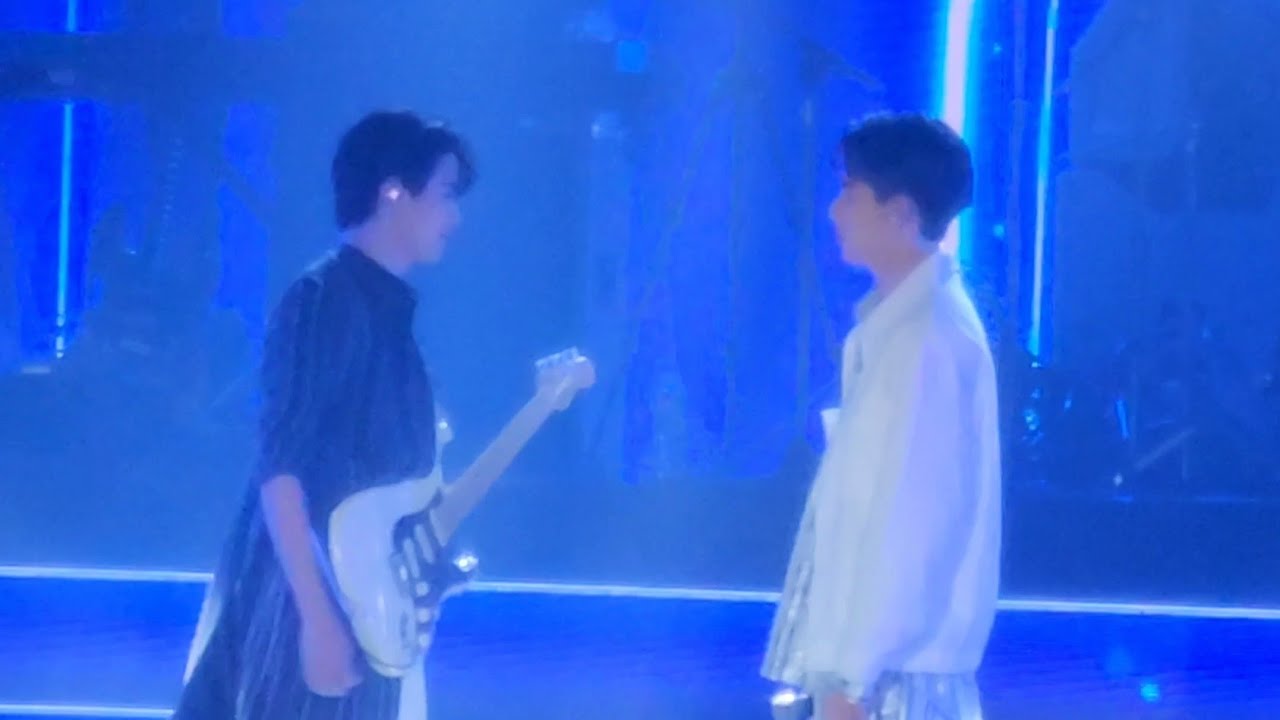 230319 รักแรกพบ - Satang Winny | My School President On Stage - YouTube