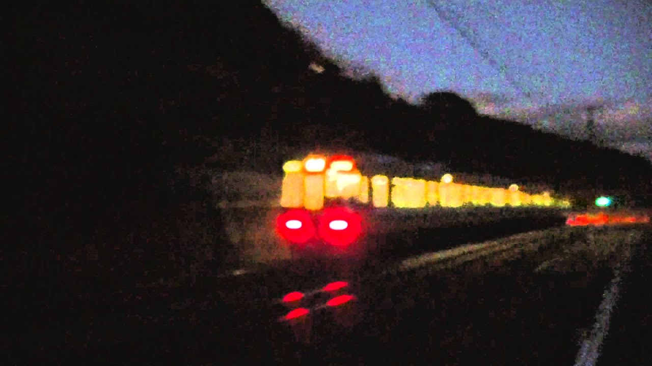 JR West 223 series EMU - YouTube