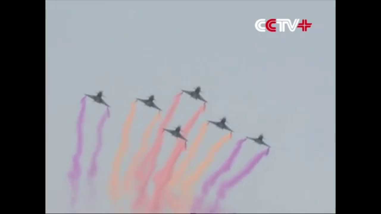 Chinese Military Aerobatic Team Shows off Skills at Langkawi Airshow in ...