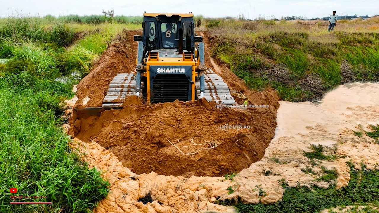 Nicely Exciting Owner Skill Clear Cutting Sand Paving Take Quality Road ...