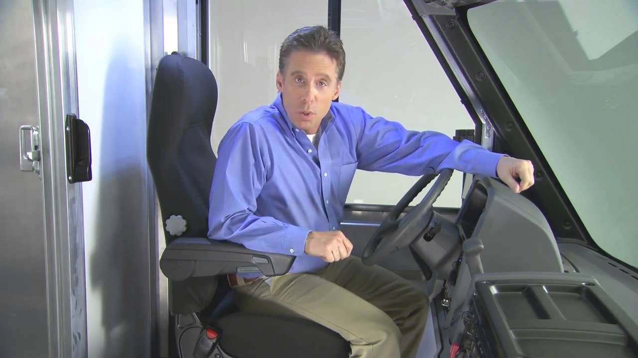 Isuzu Reach Commercial Van Body Truck - YouTube