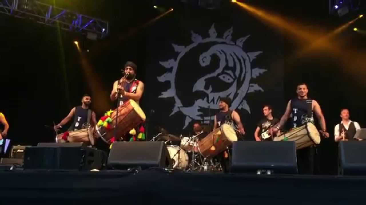 The Dhol Foundation live at Beautiful days festival 2015 - YouTube