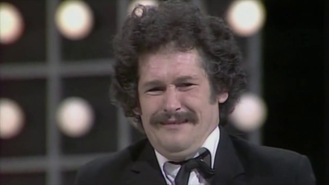 Cannon and Ball with Leo Sayer - YouTube