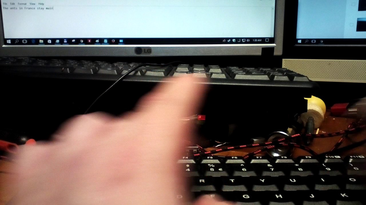 Logitech K220 keyboard - typing test - YouTube