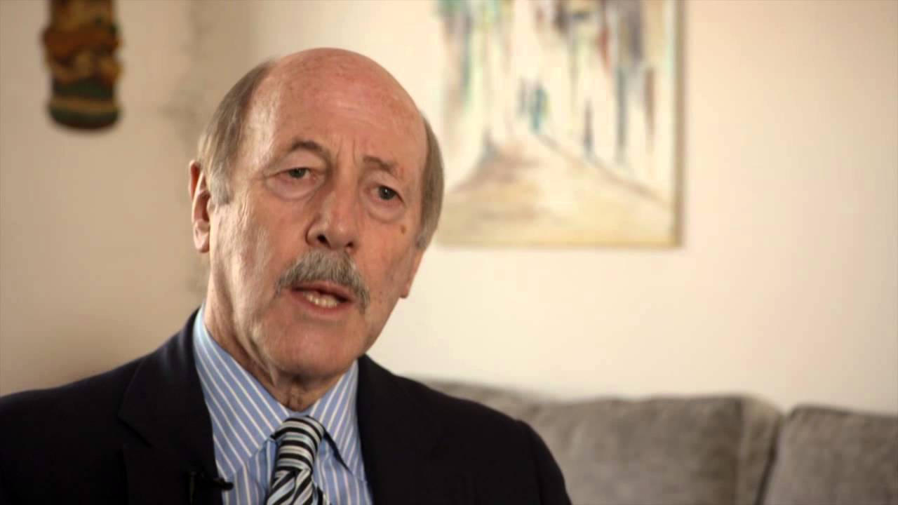 Denis Halliday HD 720p - YouTube