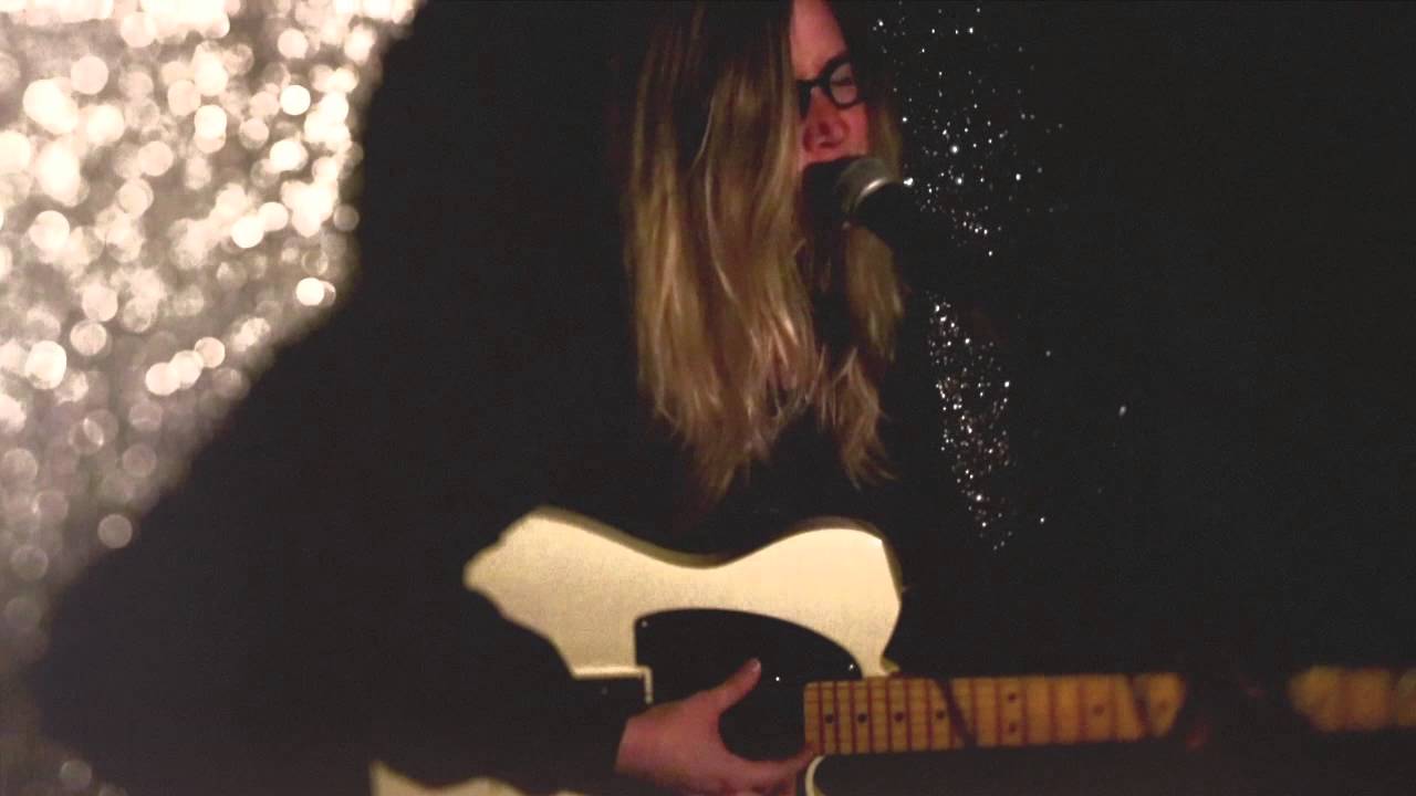 Kendall Morgan - Blue Moon (Live) - YouTube