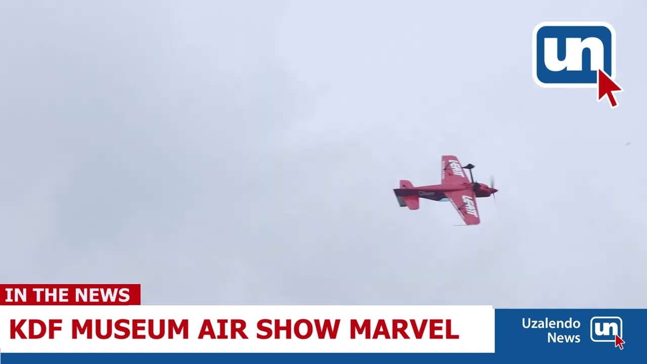 KDF Jets Shut Down the Air Show with Beautiful Maneuvers - YouTube