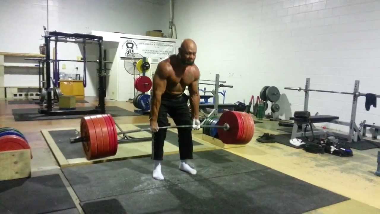 Derek Boyer deadlifts 320kg x 3 PTC Gold Coast - YouTube