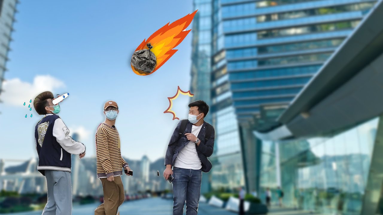 【Funny Prank 】Pretending to avoid falling objects in front of passers ...