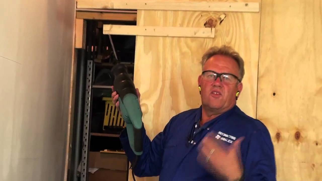 Erbauer Reciprocating Saw Review - YouTube