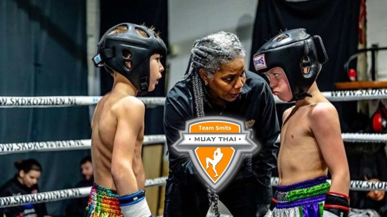 Messi Borman vs Olivier van Crean, Junior Kickboxing at Team Smits ...