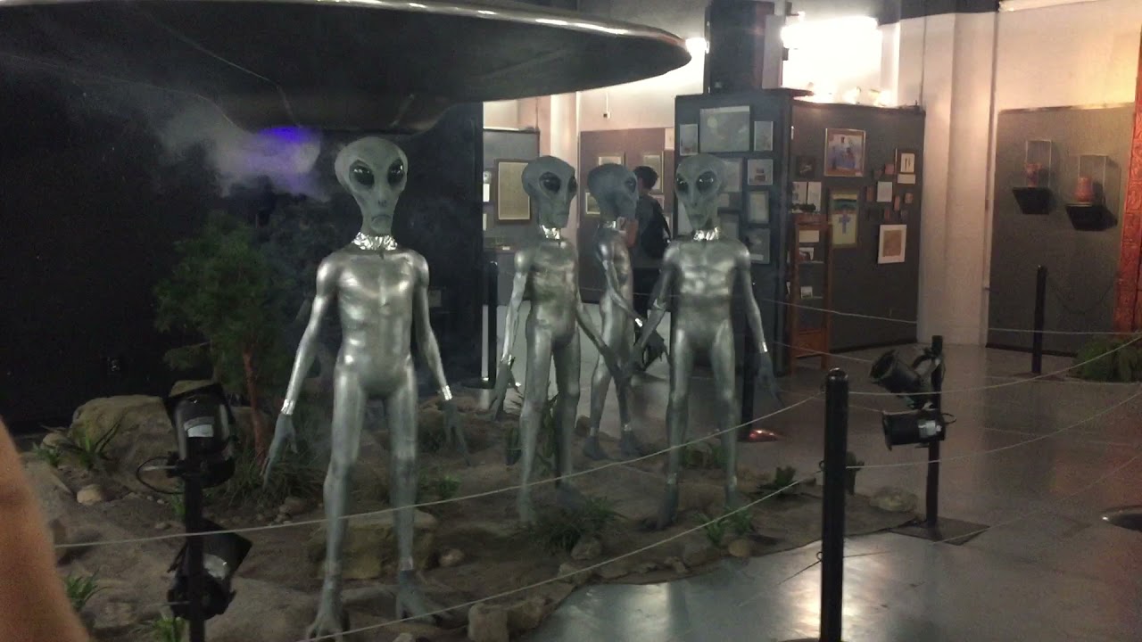 roswell Alien museum - YouTube