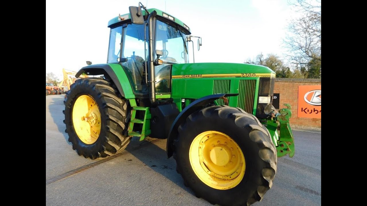 JOHN DEERE 7700 TRACTOR WALKROUND VIDEO - YouTube