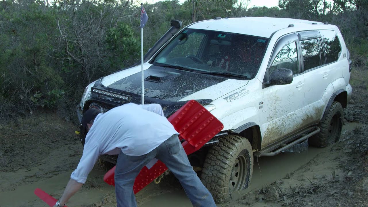 4 x 4 TOUGH RECOVERY TRACKS - YouTube