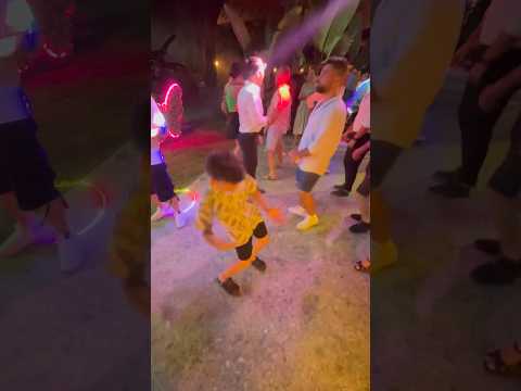 Disko disko pati zane❤️#kirmanleodikya