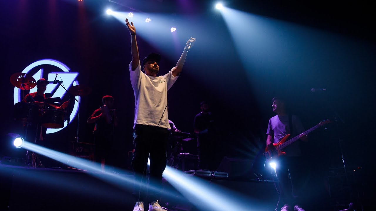 K7 - Okey (En vivo teatro Rosita Avila) - YouTube