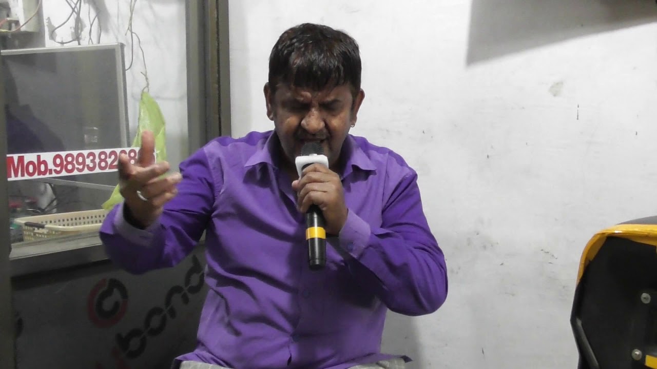 Tere Chehre Mein Woh Jaadu Hai|| Singer Dilip Deshbhakt ||Shamgarh mp ...