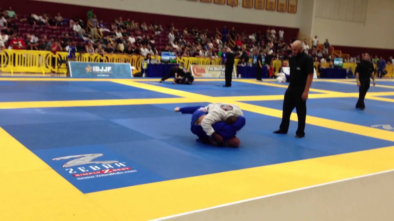 Clarence Chaney vs Lloyd Handy IBJJF Nationals 2013 - YouTube