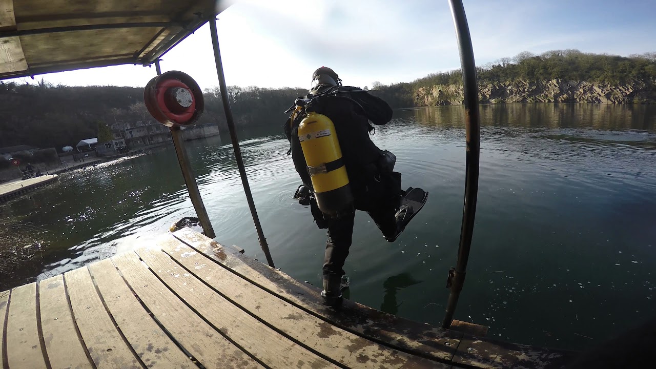 Carl's dive master course - YouTube