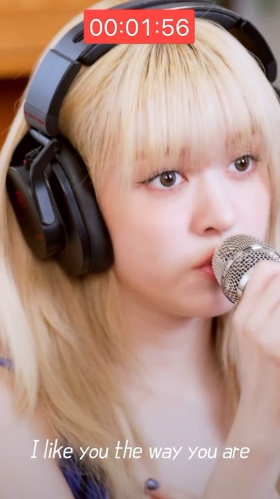 Avril Lavigne ‘Conplicated’ - Cover by LILY #nmixx #kpop - YouTube