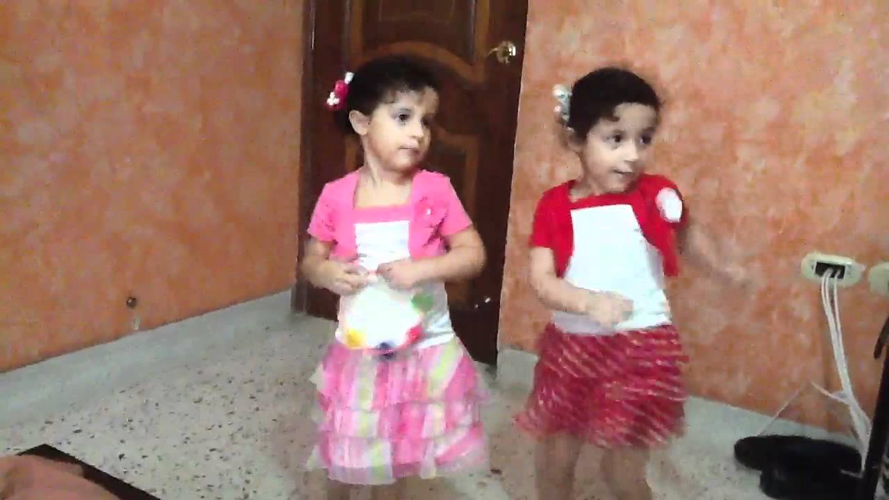 El Baile de la Pandereta - YouTube