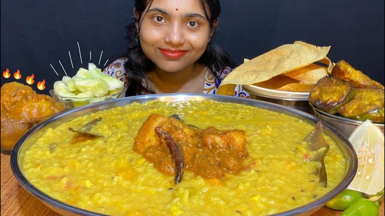 EATING SHOW,KHICHRI ️|MASALA KHICHRI WITH SPICY ALU DUM🔥,BRINJAL FRY ...
