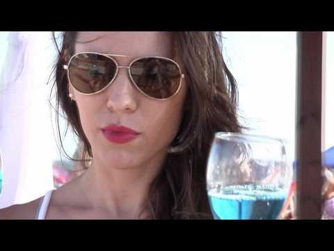 ARENA / FASHIONABLY SUMMER 2017 / FLAVIA PINTOS / TWISTER