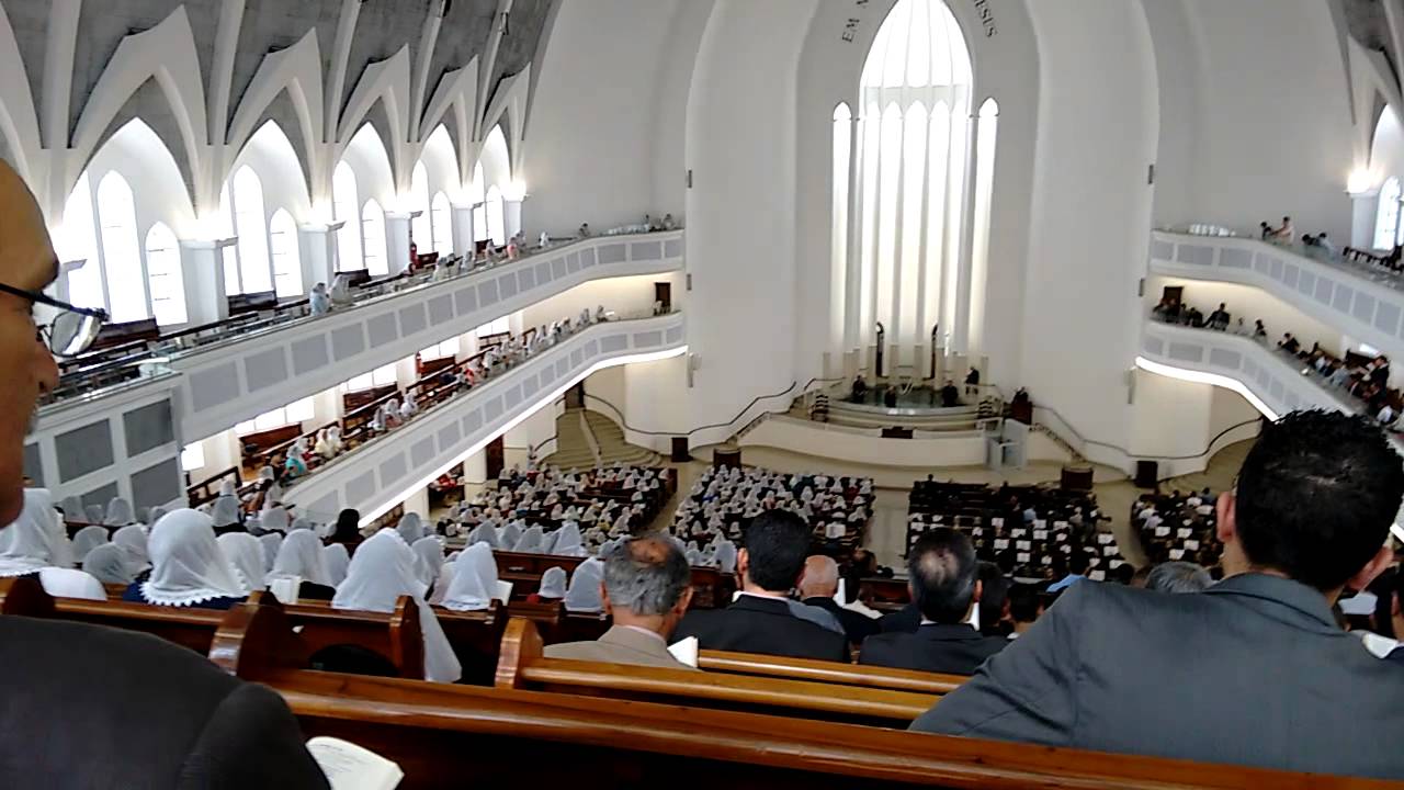 Batismo na CCB do Brás - São Paulo - Brasil - 10 - YouTube