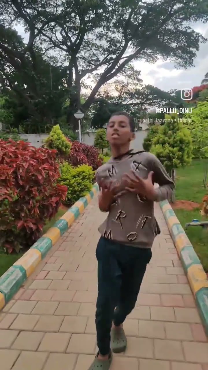 Humma Humma Song in pleasant park - YouTube