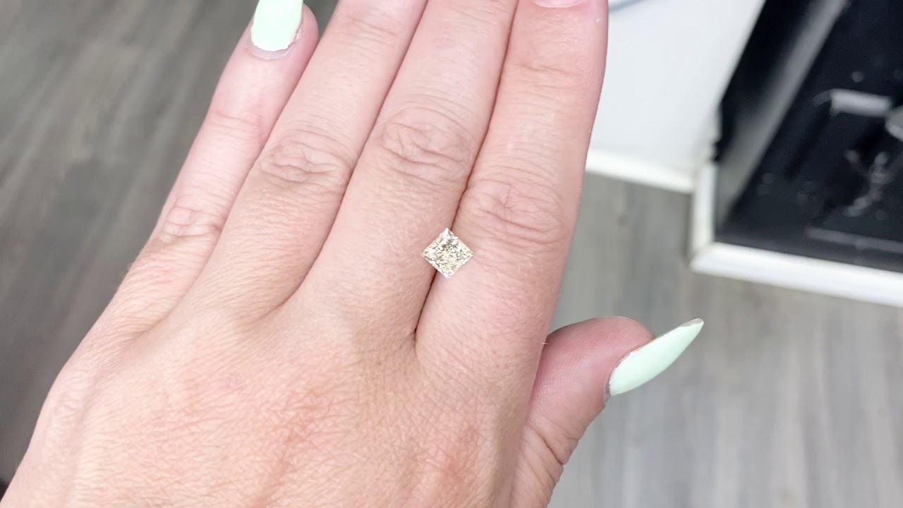 1.22ct Square Shape Princess Cut DDL2225 - YouTube