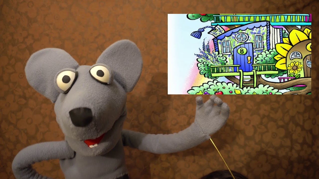 The mouse says Hello! - YouTube