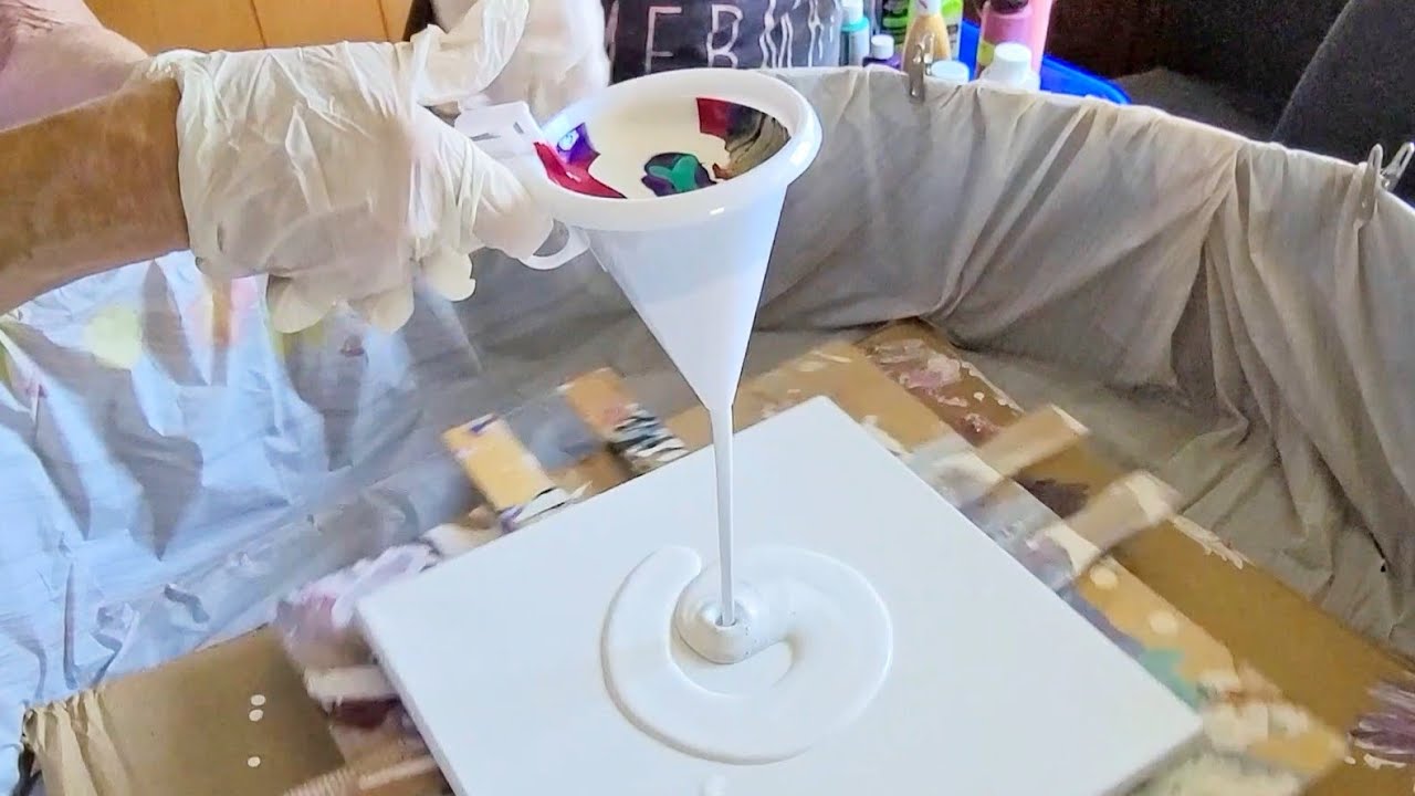 Funnel spin pour! Collaboration with Cyndi Creatives - YouTube