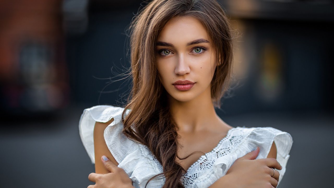 Umar Keyn - Im Alone (Original Mix) - YouTube