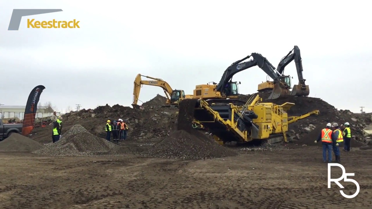Keestrack R5 impact crusher at 300 t/h - YouTube