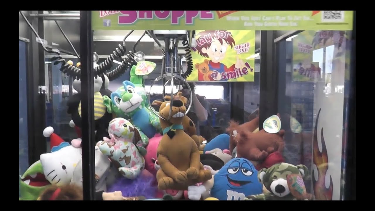 Claw Machine CRAZY Sugar Loaf Wins At Walmart! - YouTube