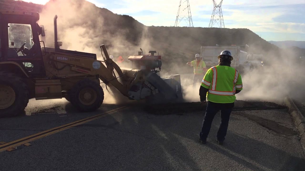 Asphalt Zipper AZ-360 - YouTube