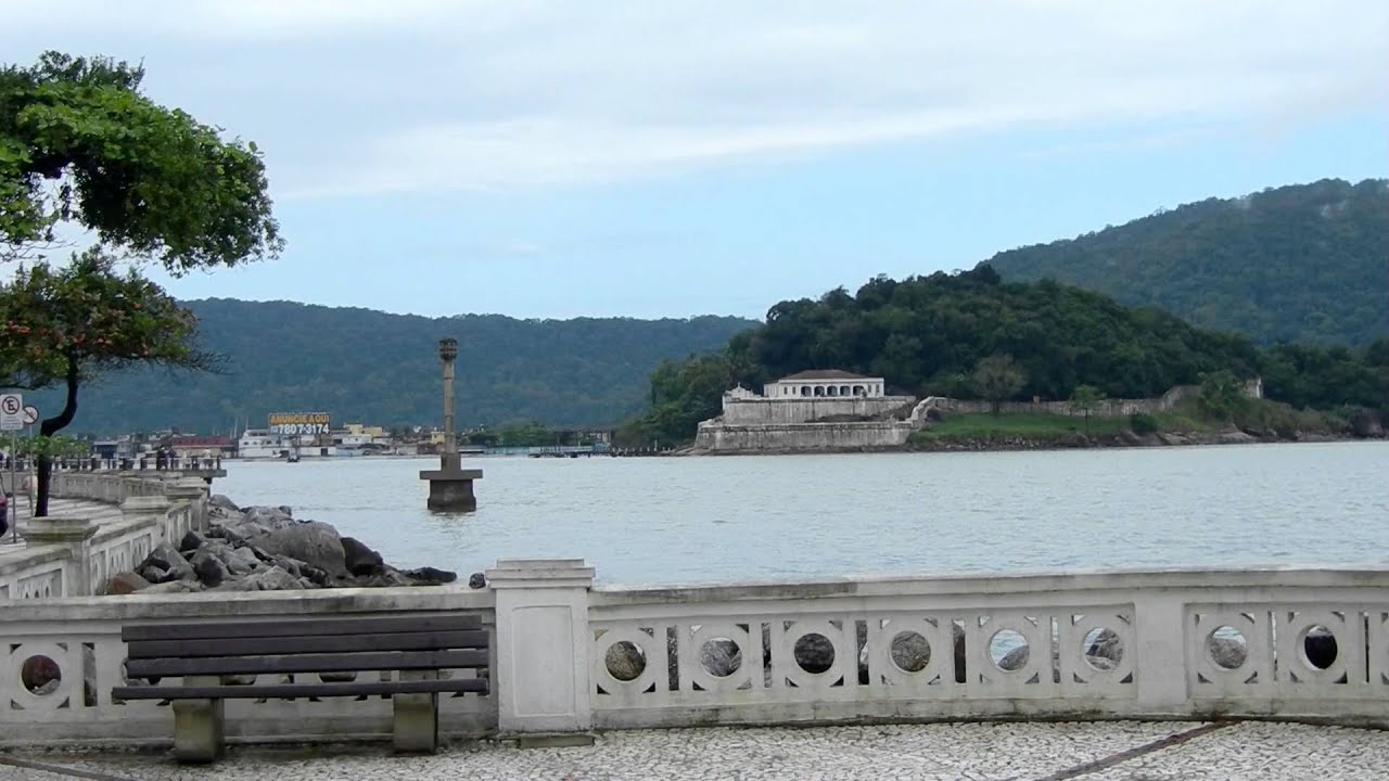 Na Ponta da Praia, um bom lugar para se ver Santos - YouTube