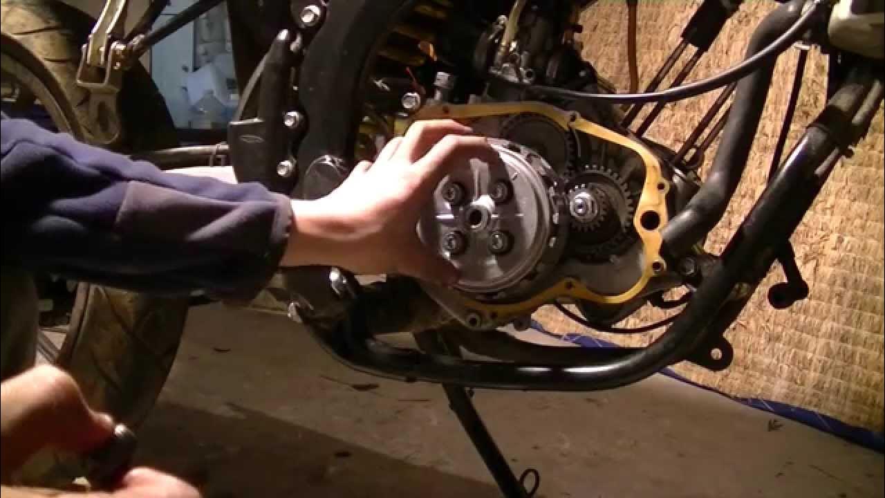 Régler son embrayage - Tuto - YouTube