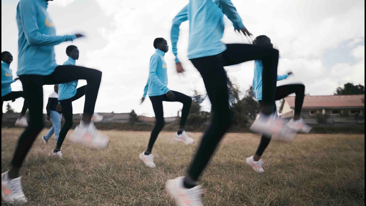 Kenyan running drills - NALA TRACK CLUB MIC'D UP - YouTube