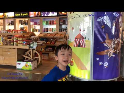 Candy Shopping Spree At Da Nang Airport Video For Kids | HT BabyTV ✔︎