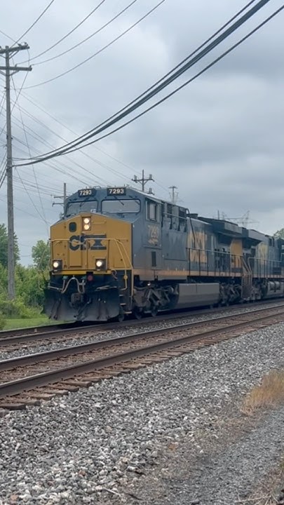 Csx rebuild leads intermodal! #csxtransportation #railfan #railway #railroad #train #csx - YouTube